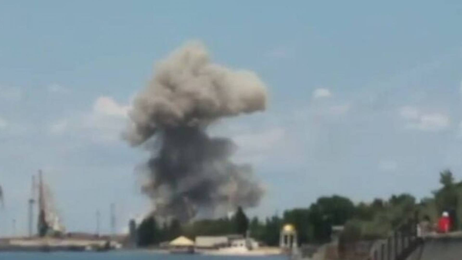 В Одесі пролунав вибух під час повітряної тривоги Читайте на Ukr Net